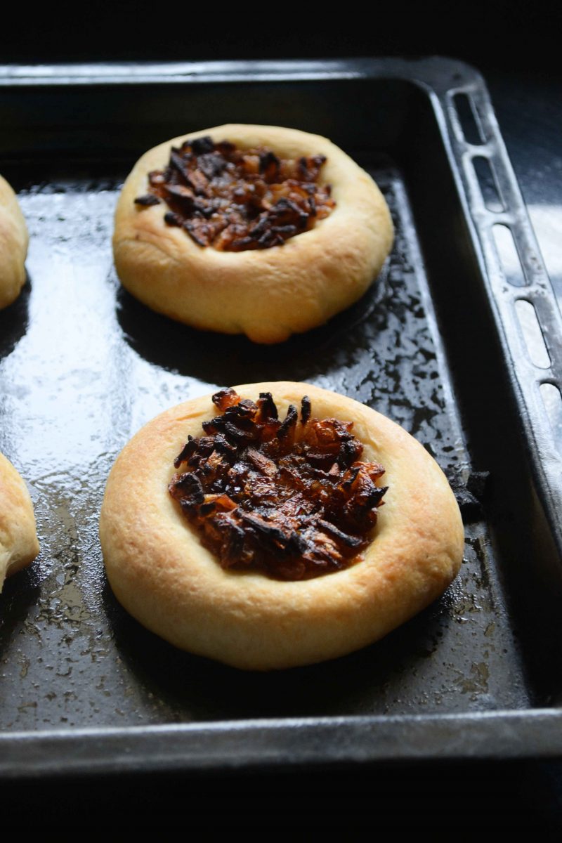 Onion Bialys Recipe – Gayathri's Cook Spot