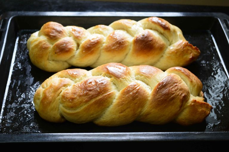 Finnish Nissua / Cardamom Bread – Gayathri's Cook Spot