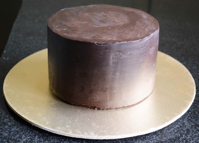 How To Frost A Cake with Ganache Upside Down Method - Video – Gayathri ...