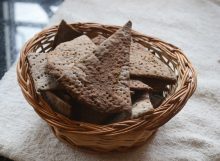 Knäckebröd - Swedish Crisp Bread Recipe – Gayathri's Cook Spot