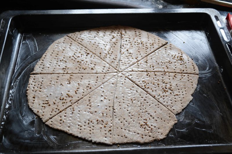 Knäckebröd - Swedish Crisp Bread Recipe – Gayathri's Cook Spot