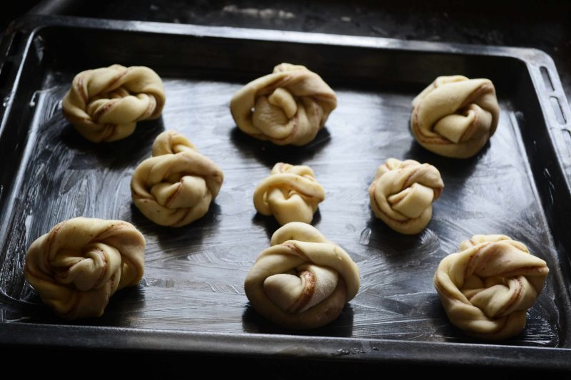 Swedish Cinnamon Buns / Kanelbullar Recipe – Gayathri's Cook Spot