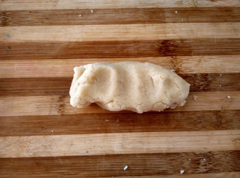 Banketstaven/ Letterbanket/ Dutch Letters Recipe – Gayathri's Cook Spot