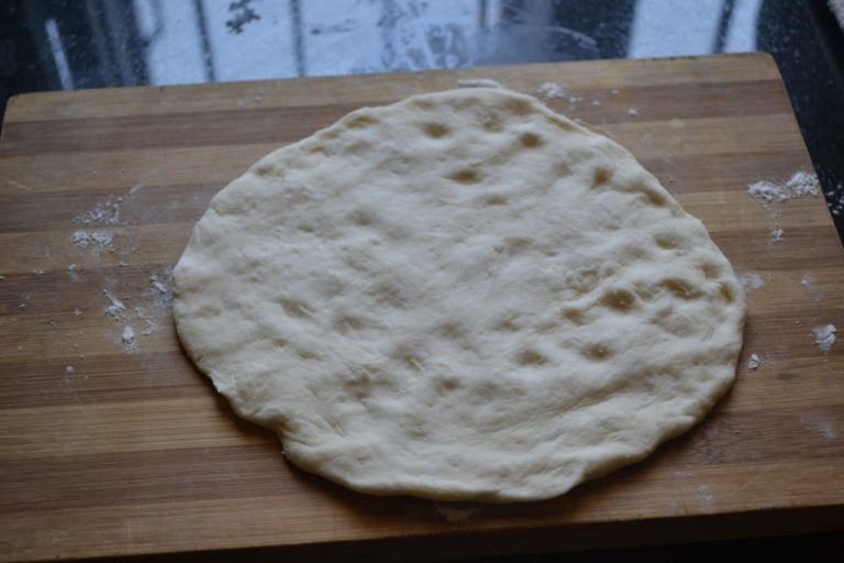 Z - Zaatar Cheese Manakeesh - Lebanese Flat Bread - A-Z Flat Breads ...