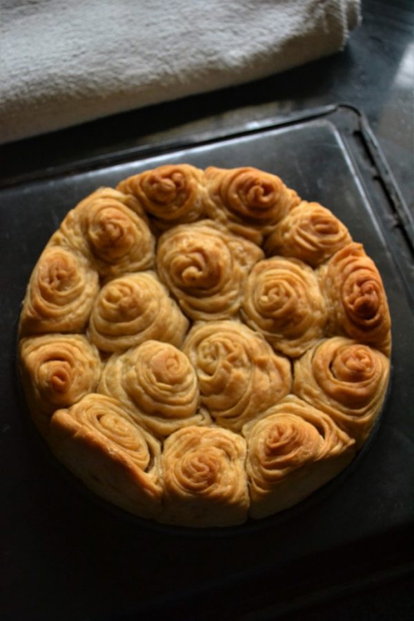 Kubaneh - Yemeni Overnight Bread Rolls Recipe - #BreadBakers – Gayathri ...