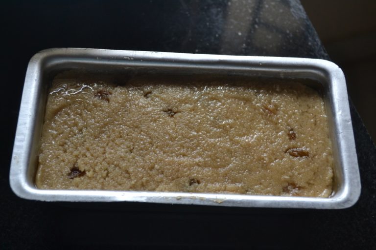 Sanwei Makhin / Burmese Semolina Cake Recipe – Gayathri's Cook Spot