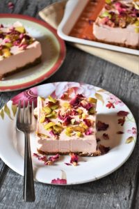 Eggless No Bake Rose Cheesecake Recipe – Gayathri's Cook Spot